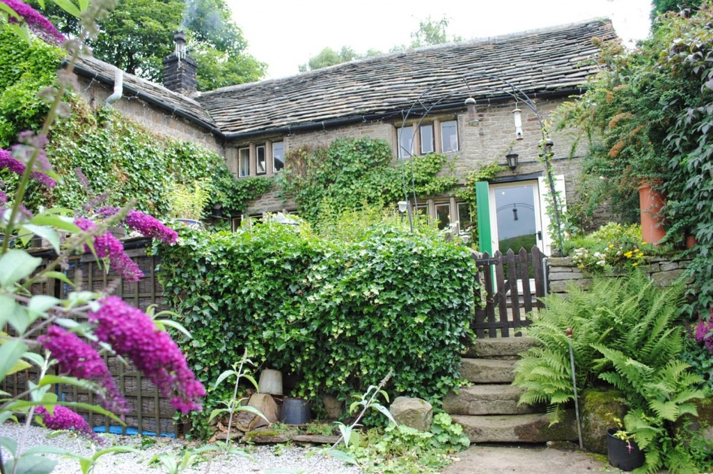 Hayfield Road, Chinley, High Peak, 3 bedroom, Detached