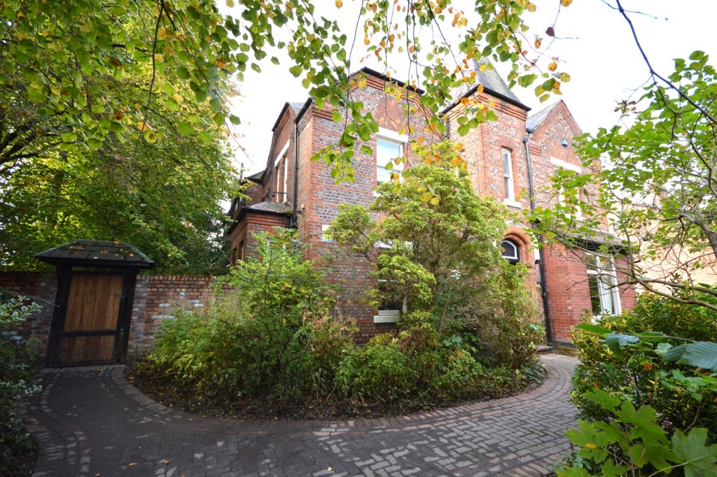 Peel Moat Road, Heaton Moor, Stockport, 7 bedroom, Detached