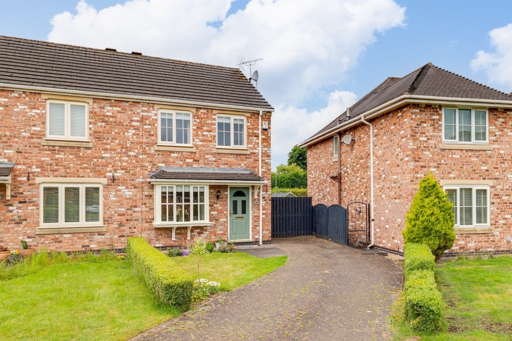 St. Catherine Drive, Hartford, Northwich, 2 bedroom, End Terrace
